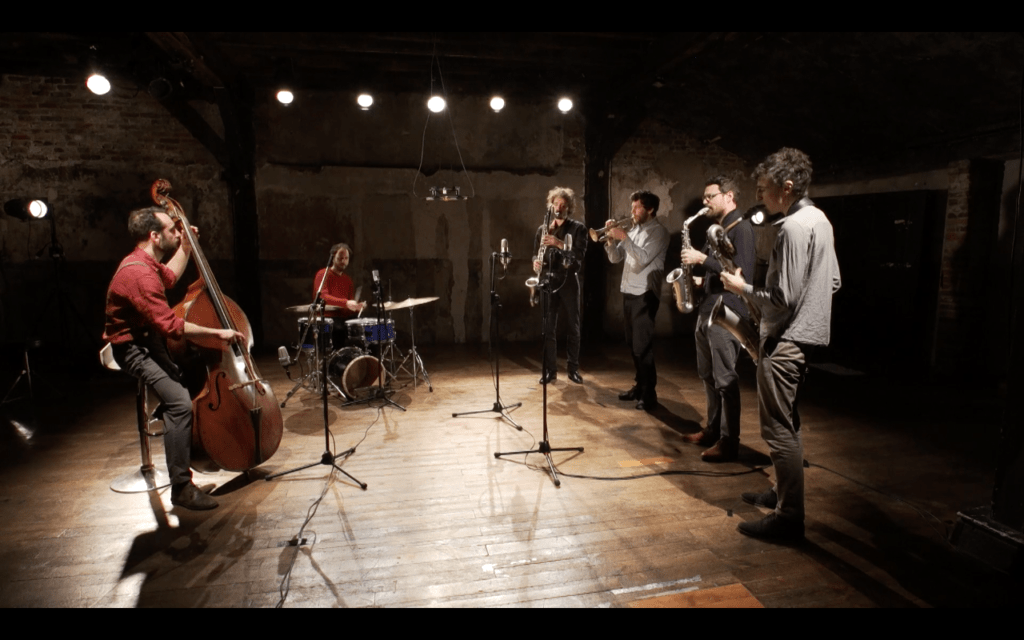 Band Housing - Umlaut records